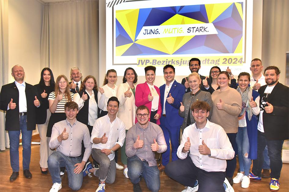 Erste Frau an der Spitze der JVP!